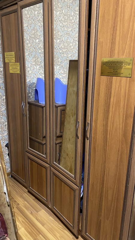 Продается спальный гарнитур, без матраса.