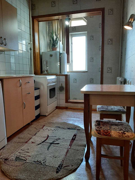 Аренда. Дархан .Мирзо-Улугбекский район,  3/2/9, все есть. (500)