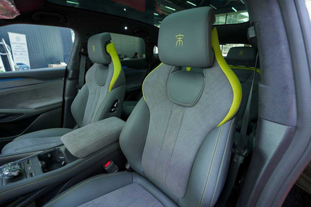 Новый BYD Song L 2024 5-pozitsiya (4WD)