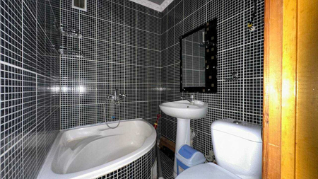 Срочно продаётся 2х комнатная квартира со всеми удобствами
