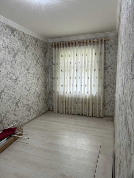 Шайхонтохур Чорсу, 4комн/4/5, 84м2, не торц Сквозная. Ор-р: Сузук Ота