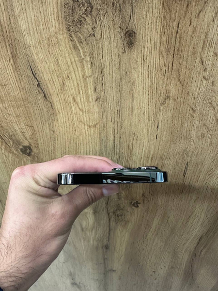 Iphone 13pro max rasrochka va naqtga beriladi