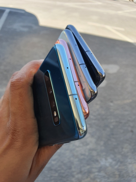 Samsung Galaxy S10 DUOS. ORIGINAL Official.