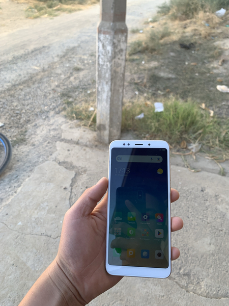 Honor ,redmi 5 plus,Samsung A7