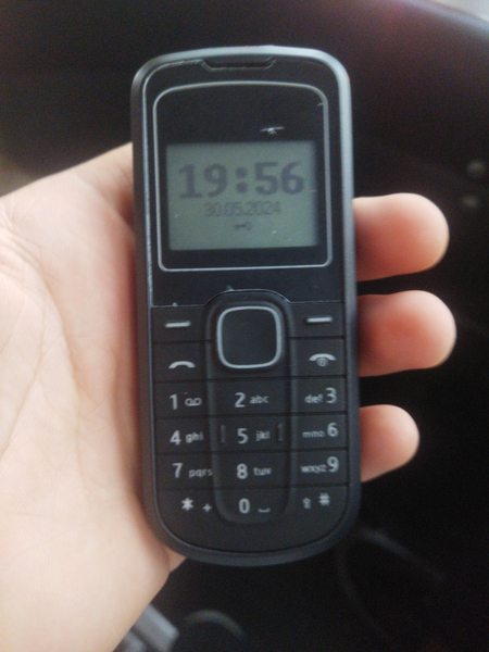 N o k i a 1 2 0 2