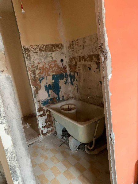 м.Яшнабад Авиасозлар-4 2-комнатная 4/4 50 м² панель без ремонта