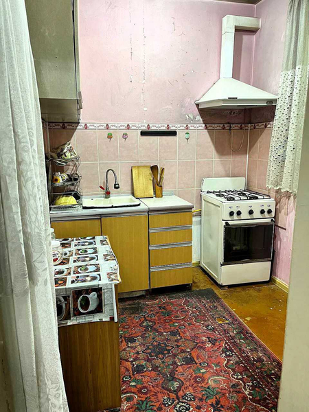 谷 128384 谷 Chilonzor tumanida kvartira sotiladi [48 м²]