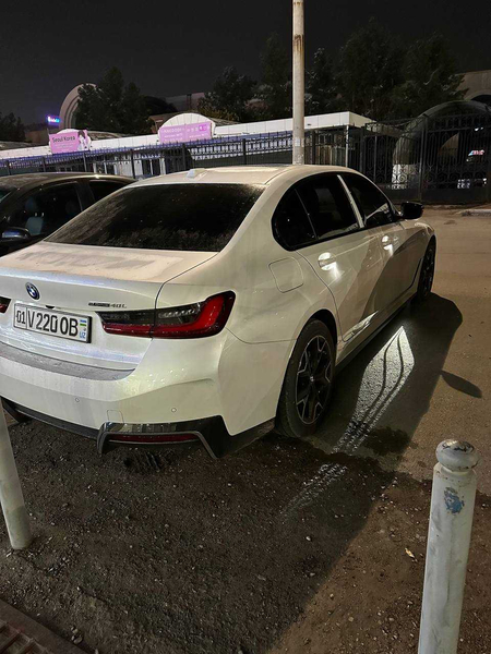 Продаётся BMW I3 40L