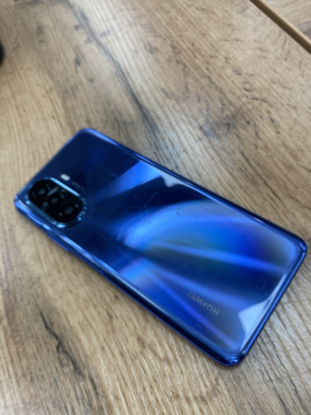 huawei nova Y70