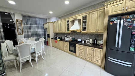 Продается Евро дом Ор-р: ресторан Мона 470м2