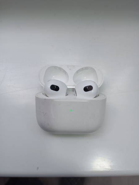 airpods.Iphone sotiladi