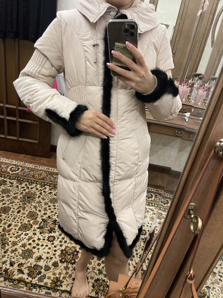 Продам пуховичек новый зимний