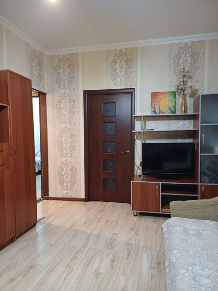3 комн, Ялангач, Экобазар, Локомотив парк