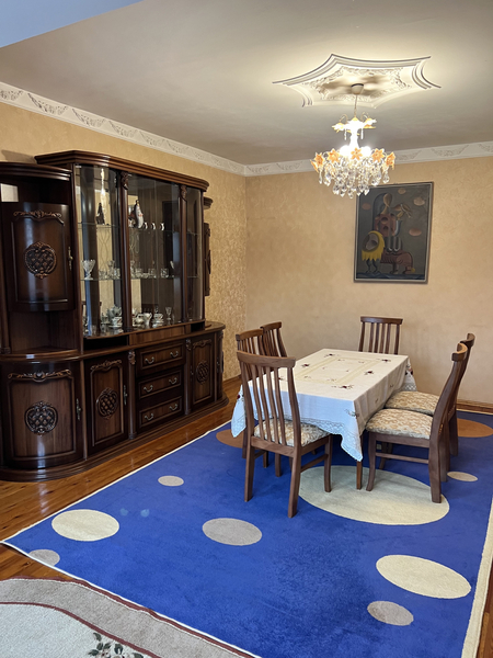Сдам в аренду 4 комнатную квартиру, метро Хамза