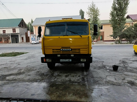 Камаз ЕВРО сотилади 2006 йил газ урнатилган 23000 минг ками бор