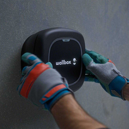 Зарядное устройство для электромобиля Wallbox 7kW/22kW