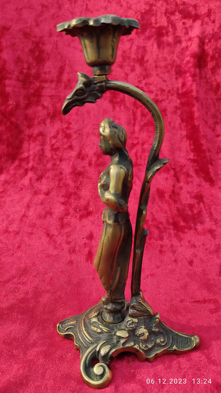 Подсвечник из бронзы