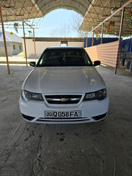 nexia 2 1.6L sotiladi