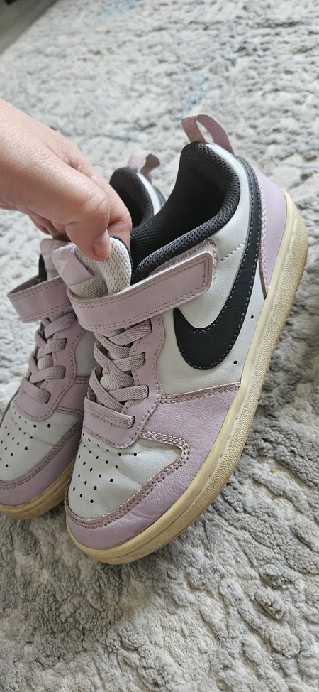 Кросовки для девочки Nike 33 р
