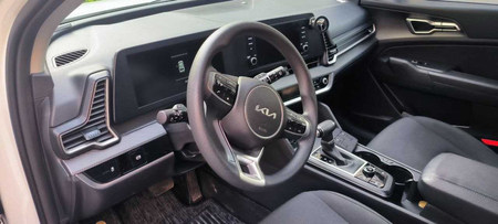 KIA sportage 2023, позиция 2, полный привод, люк. Состояние отличное.