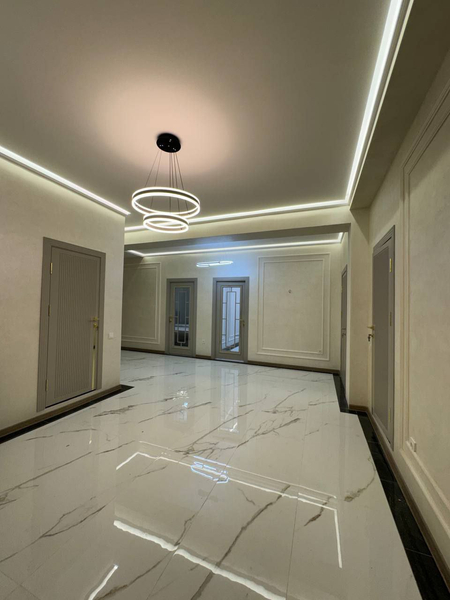 Продаётся квартира 3хком, ор. Ул. Рудакий