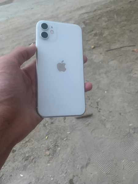 Iphone 11  128gb (ozgina minninan)