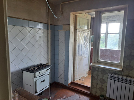 Продаётся квартира на 3 микрорайоне 3/4/4