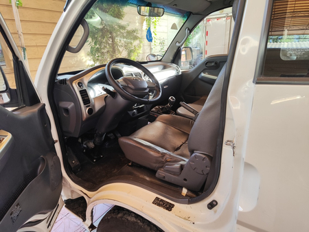 Kia bongo 2013 bortli