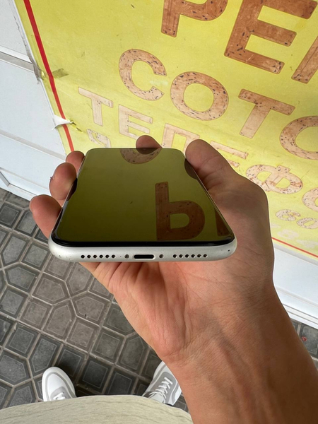 Iphone xr 128gb arzon
