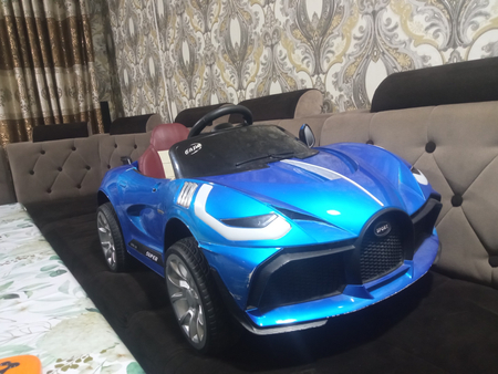 Детская электромашина BUGATTI