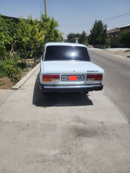 Ваз 2107 sotiladi