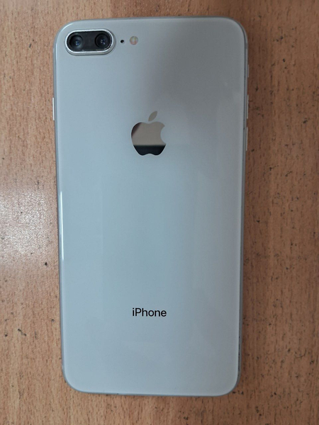 iPhone 8 plus 64gb