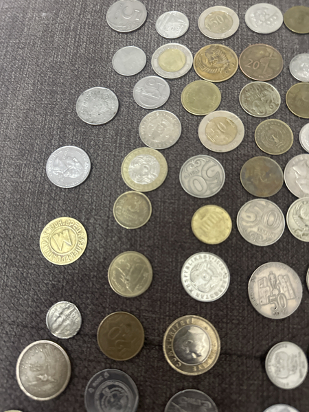 Продаем все монеты за 200