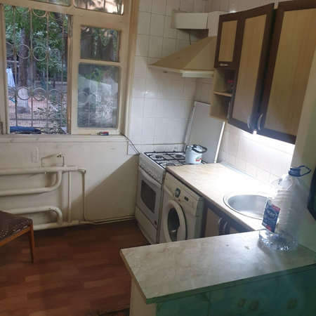 Срочно!Улучшенка! Чиланзар 2. Продам своя 2.1.4 60кв.м. Всё раздельн