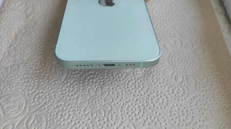 iPhone 12 128gb  в отличном состоянии на фото всё ест .