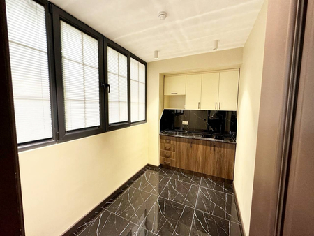 Аренда. 1-Линия вдоль дороги. ор: Айбек метро 100м² Евроремонт
