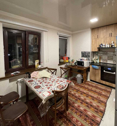 (К128545) Продается 4-х комнатная квартира в Яккасарайском районе.
