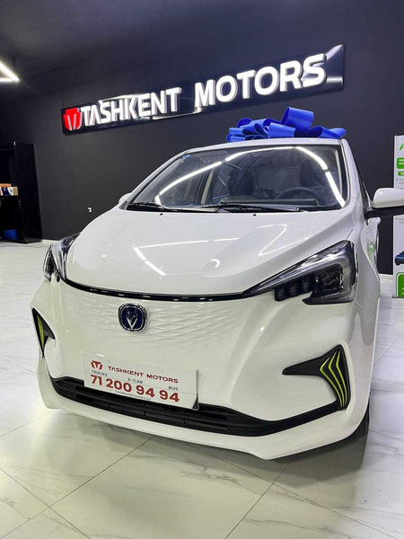 Changan e-star moshina sotiladi