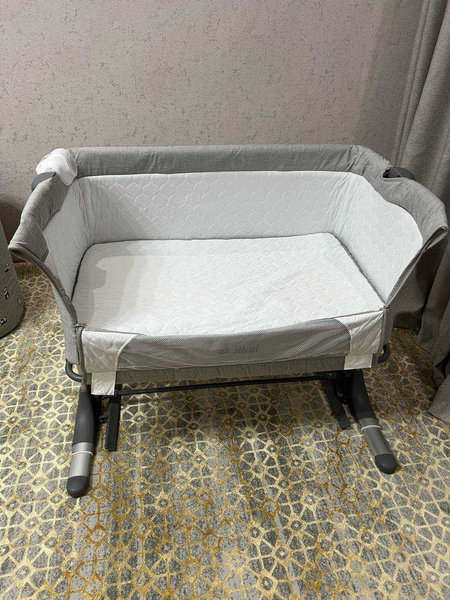 Продам детскую кроватку Jikel - Nova