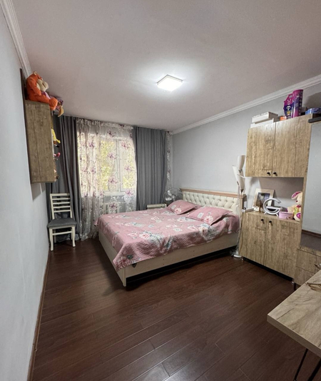 Продается 3х ком.кварт, ор: Братские Могилы, 70м2