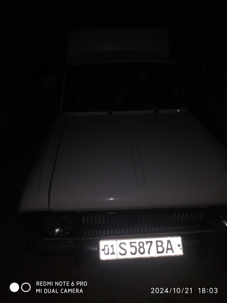 Sotiladi Pul topar moshina