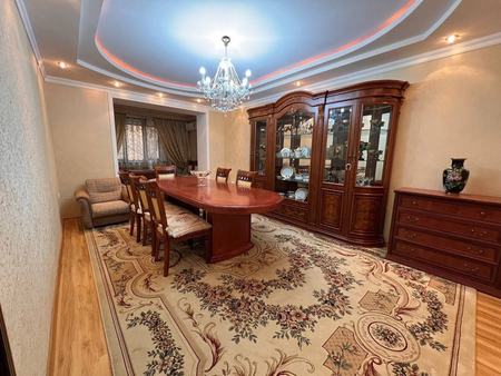 Продаётся 90м² м.Ойбек 4/3/4 ор-р г.Россия