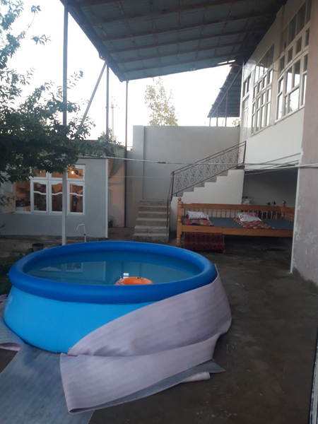 Hovli sotiladi 4sotix