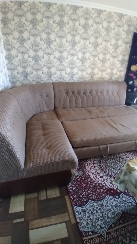 Гостевой диван со столом