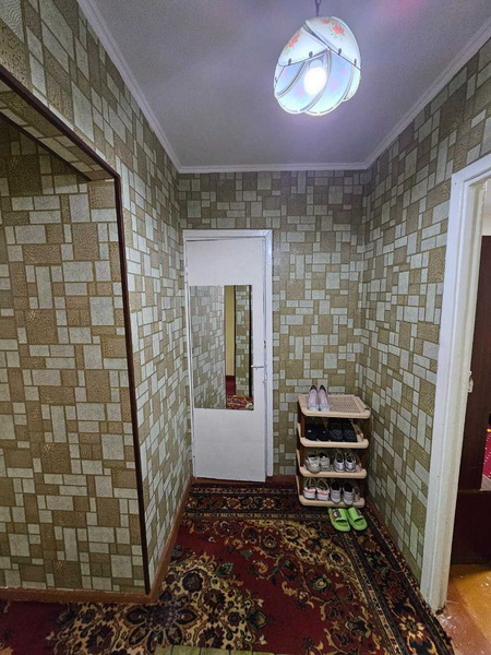 2 xonali 60m² 4-qavat uy sotiladi
