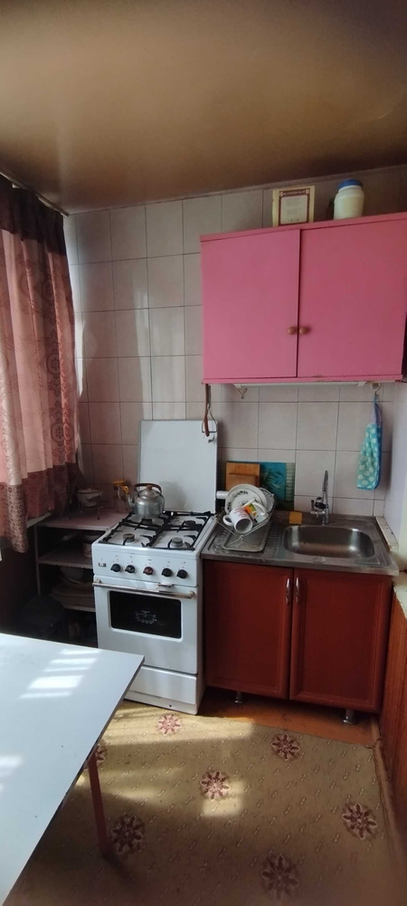 Продается СВОЯ КВАРТИРА  2х комн. переделанная в 3х комн.