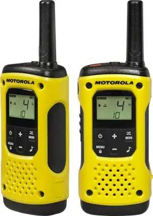 Продаётся  Рация Motorola TLKR T92 H2O комплекте в хорошем состояние