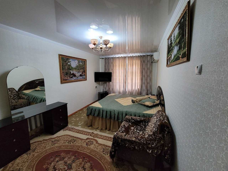 Срочно сдается 1/4/4 квартира 38 м2 Ор-р: Максим Горький Метро (АИН)