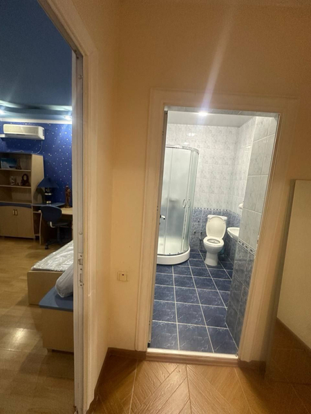 Продается квартира метро Айбек