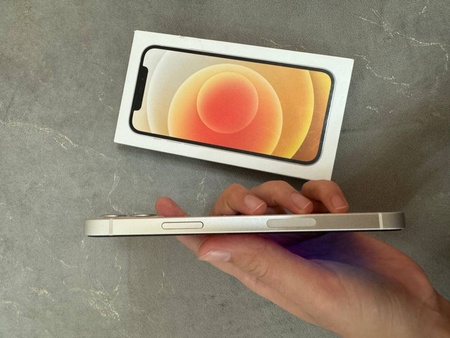 Iphone 12 sotiladi
